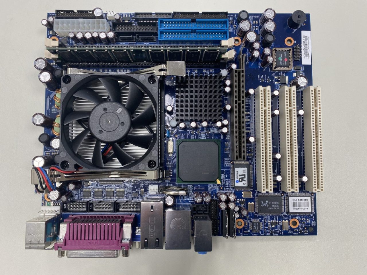 Kontron Kontron 886LCD-M/FLEX 30101205 - Global Tech Sourcing & Solutions